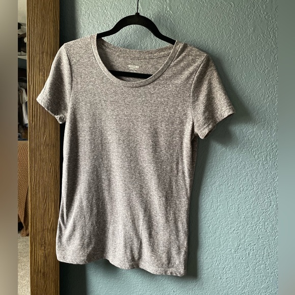 Mossimo Supply Co. | Tops | Gray Fitted Tee | Poshmark